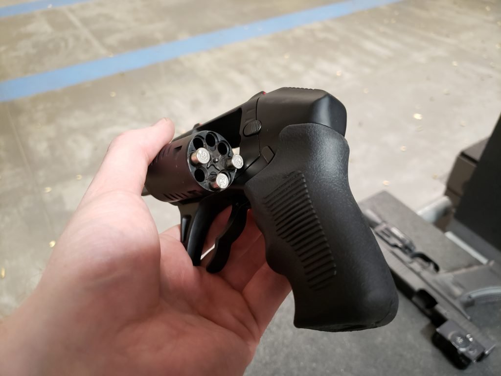 Standard Manufacturing S333 Thunderstruck Volleyfire Review ⋆ Primer Peak