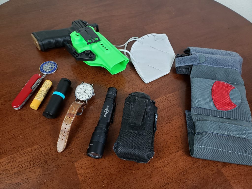 Building a Desert Vehicle Emergency Kit [2024] ⋆ Primer Peak